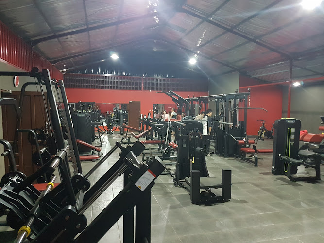 Evolution Fitness Center, Kota Palangka Raya - Fitnesloka