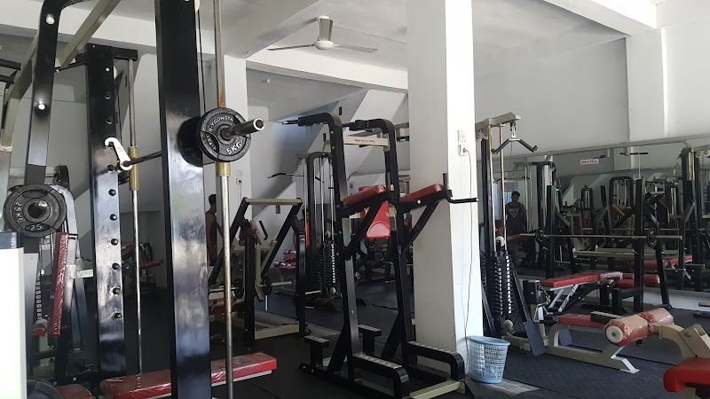 Riyadh Gym Fitness Center, Kota Banda Aceh - Fitnesloka
